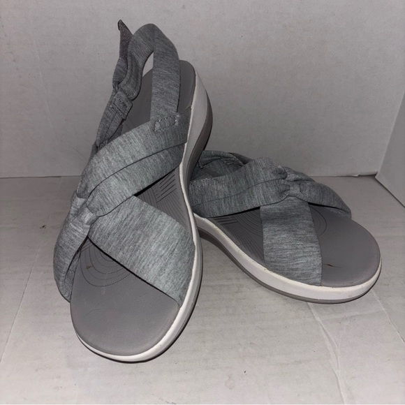 Cloudsteppers by Clarks | Shoes | Cloudsteppers By Clarks Gray Sandals ...